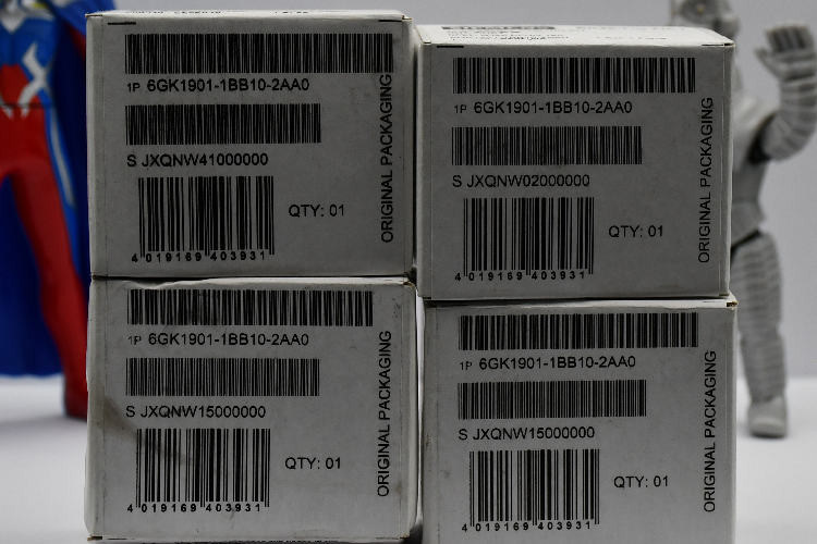 Siemens Ethernet Switch, 4 RJ45 port, 24V dc, 10/100Mbit/s Transmission ...